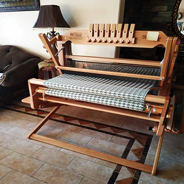 Table Loom | Shaaraf Textile Equipment & Tools